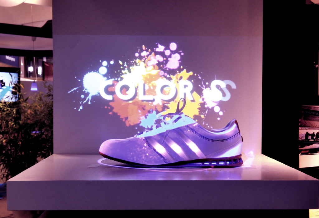 Proyectores para crear ambientes inmersivos - Visión Digital